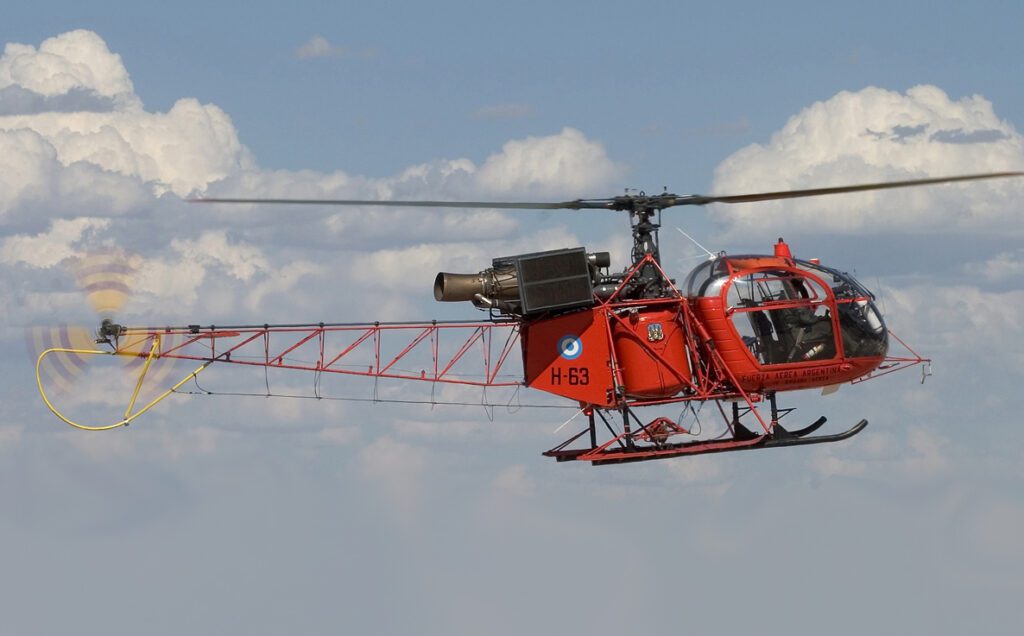 How high can a helicopter fly? - Avio Space