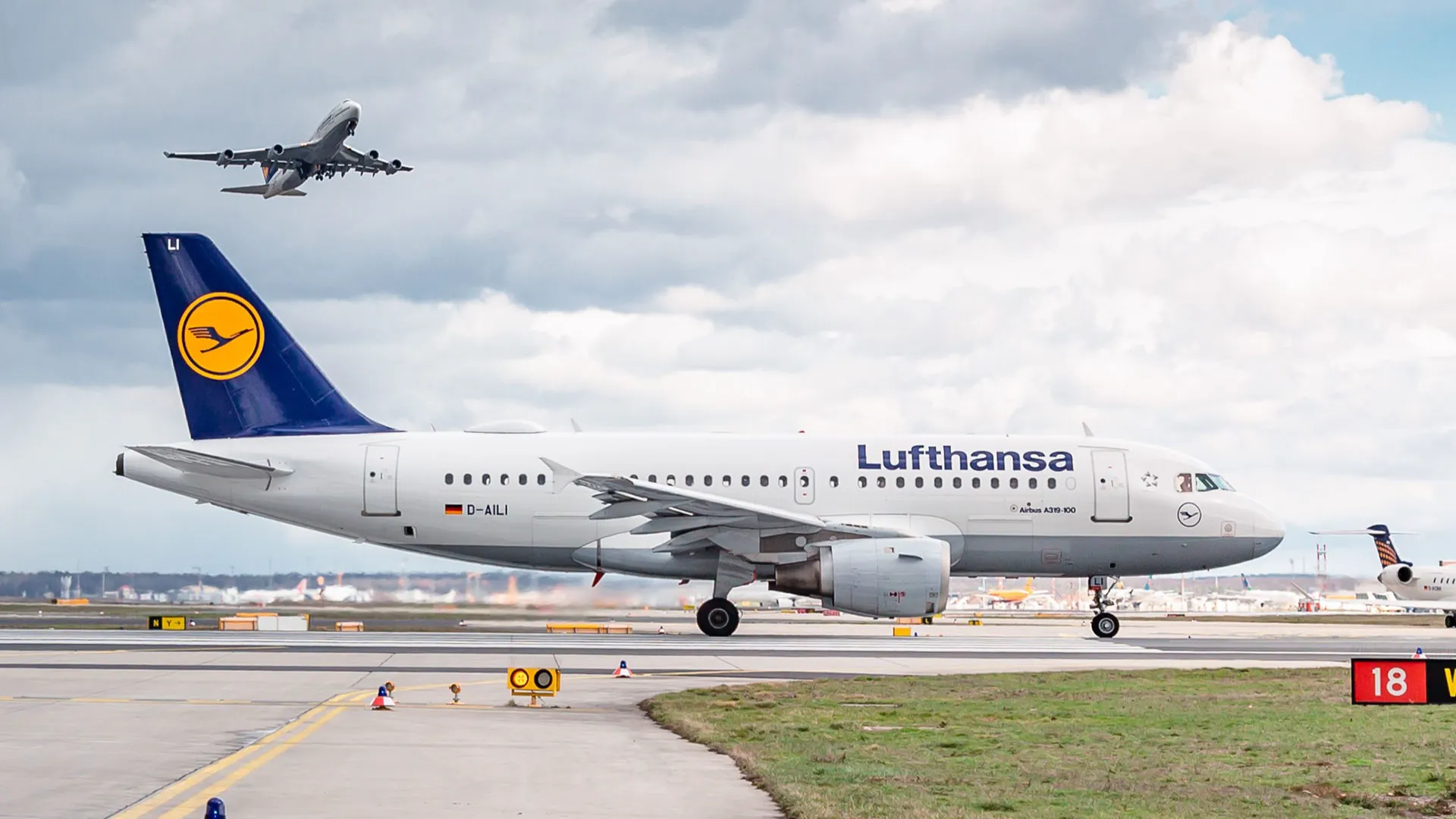 Lufthansa Group to Install Starlink Internet on 850 Aircraft by 2029 in ...