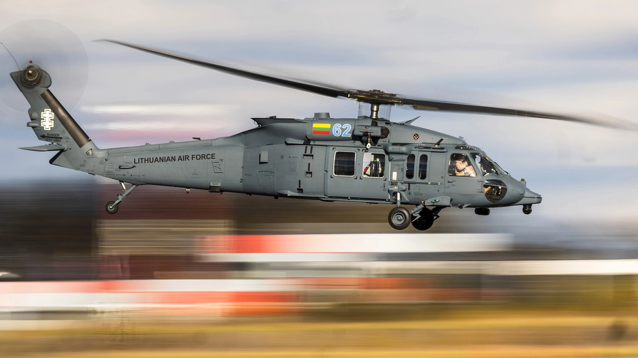 U.S. Army Advances UH-60M Black Hawk Lifecycle Extension Plan Beyond ...